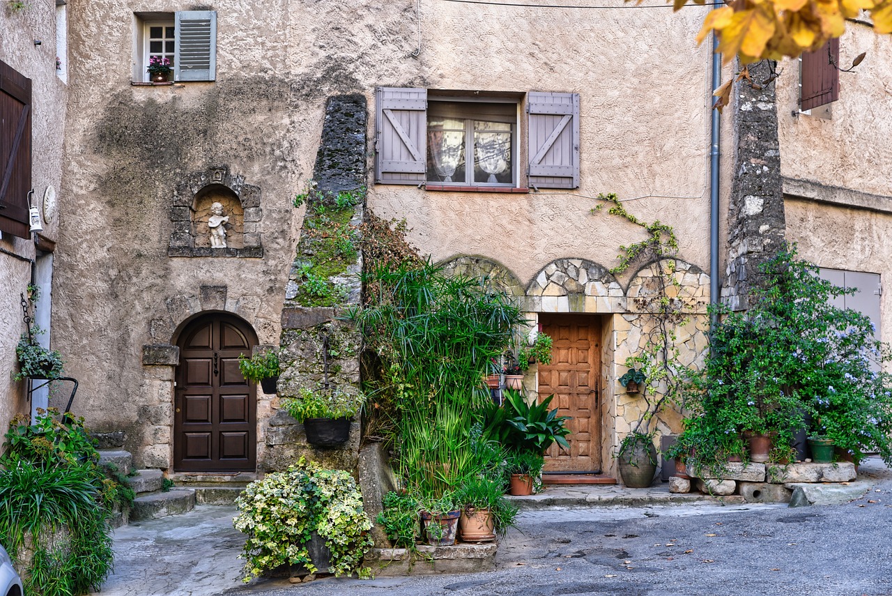 Choisir les bonnes dimensions pour votre monte-charge : les astuces